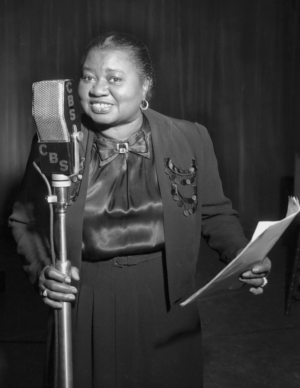 Black History Month: Women in TV & Film - Hattie McDaniel | iWomanTV